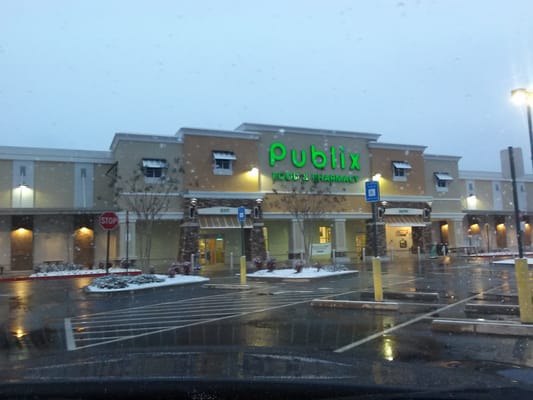 PUBLIX FRIENDSHIP SPRINGS VILLAGE - Updated December 2025 - 7334 Spout ...