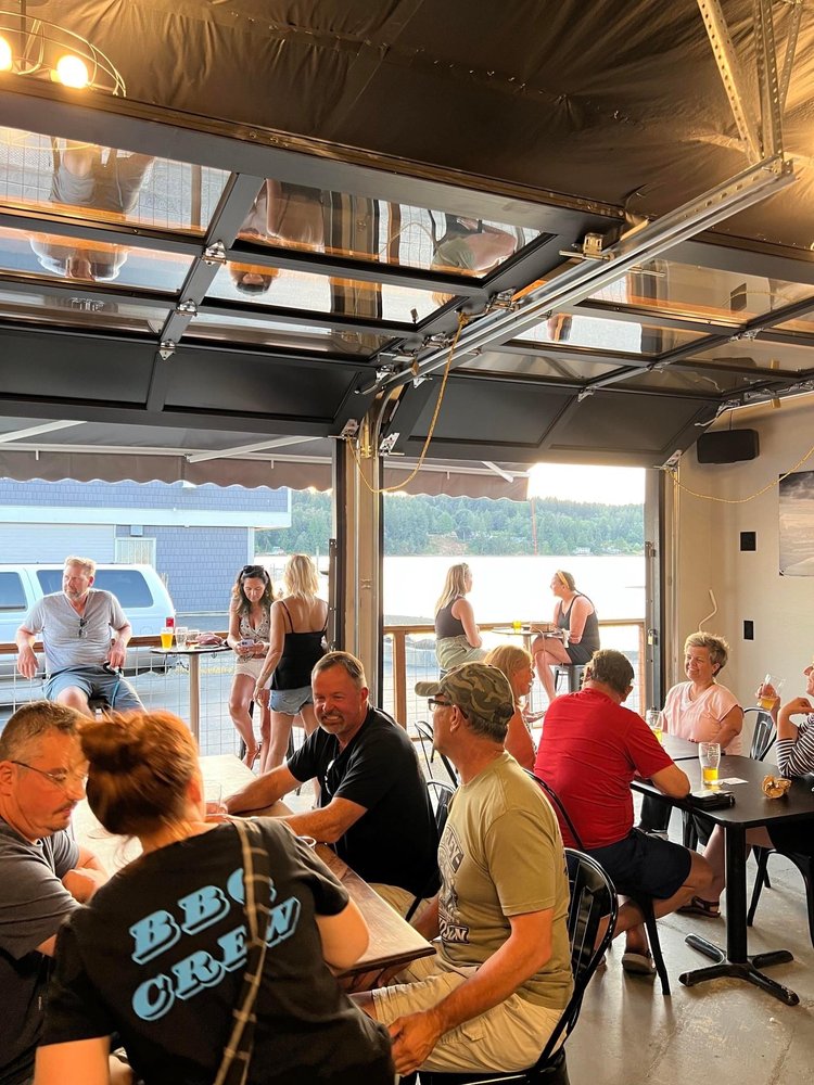 THE BEER VAULT & WINE BAR - Updated November 2025 - 35 Photos & 26 ...