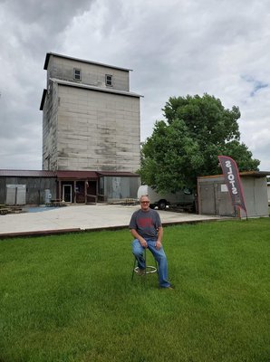 SHERIDAN ELEVATOR - Updated August 2025 - 12 Photos - 215 N Robinson St ...