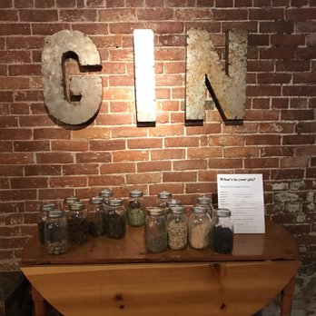 SWEETGRASS WINERY & DISTILLERY OLD PORT TASTING ROOM AND SHOP - Updated ...