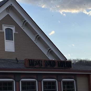 TABOR ROAD TAVERN - Updated December 2025 - 444 Photos & 674 Reviews ...