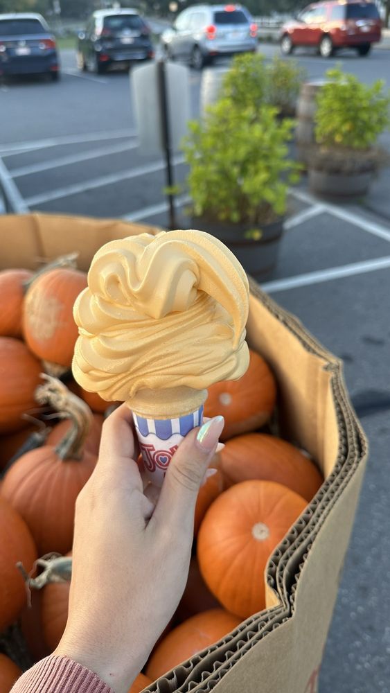 PIZZI FARM MARKET, DELI & ICE CREAM SHOPPE - Updated July 2025 - 112 ...