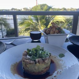 TOPSIDE AT THE BEACON - Updated July 2025 - 165 Photos & 123 Reviews ...