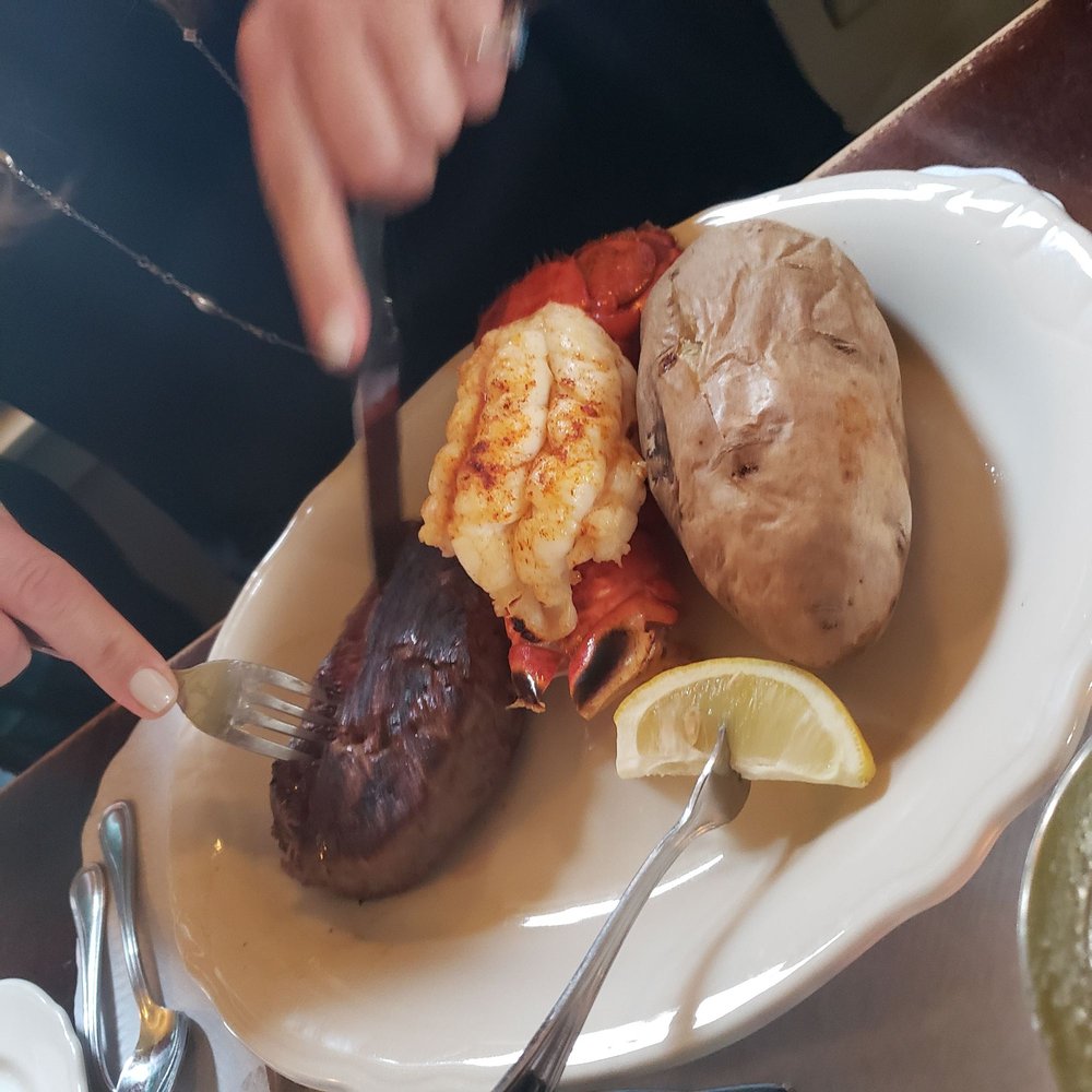 WILMOT STAGE STOP - 160 Photos & 221 Reviews - 30646 113th St, Wilmot ...