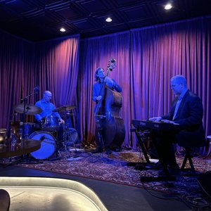 GINGER RABBIT JAZZ LOUNGE - 44 Photos & 37 Reviews - 17 Buttles Ave ...