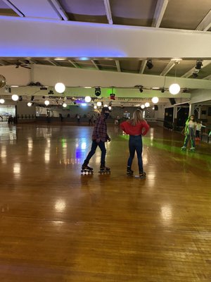 WOOD’N WHEEL SKATING RINK - Updated January 2025 - 365 Rte 9W, Ulster ...