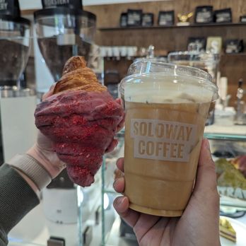 SOLOWAY COFFEE - Updated November 2024 - 124 Photos & 61 Reviews - 2275 North Lincoln Ave ...