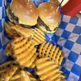 LIGHTNING ROUNDS - Updated September 2025 - 53 Photos & 28 Reviews ...