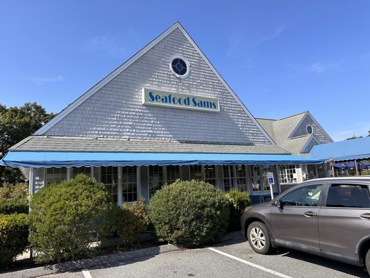 SEAFOOD SAMS SOUTH YARMOUTH - Updated October 2025 - 129 Photos & 241 ...