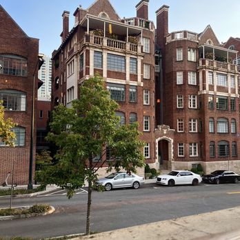 AGORA MIDTOWN - Updated July 2025 - 294 Photos & 413 Reviews - 92 ...