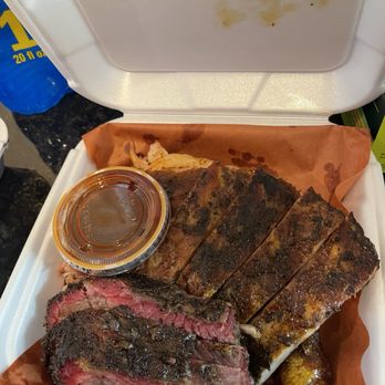 CEDAR RIVER SMOKEHOUSE BARBECUE - Updated November 2024 - 207 Photos ...