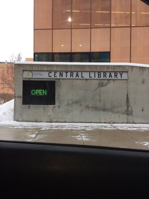 DES MOINES PUBLIC LIBRARY - Updated October 2025 - 20 Photos & 17 ...