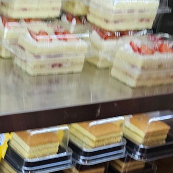 85°C BAKERY CAFE-STOCKTON - Updated July 2025 - 430 Photos & 245 ...