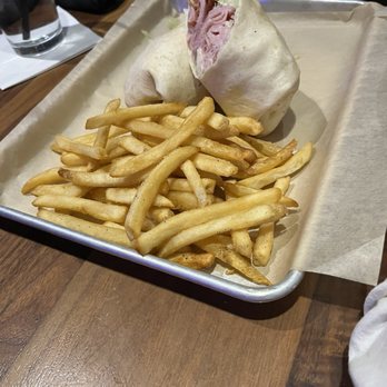 TOBY KEITHS I LOVE THIS BAR & GRILL - Updated May 2024 - 58 Photos & 53 ...