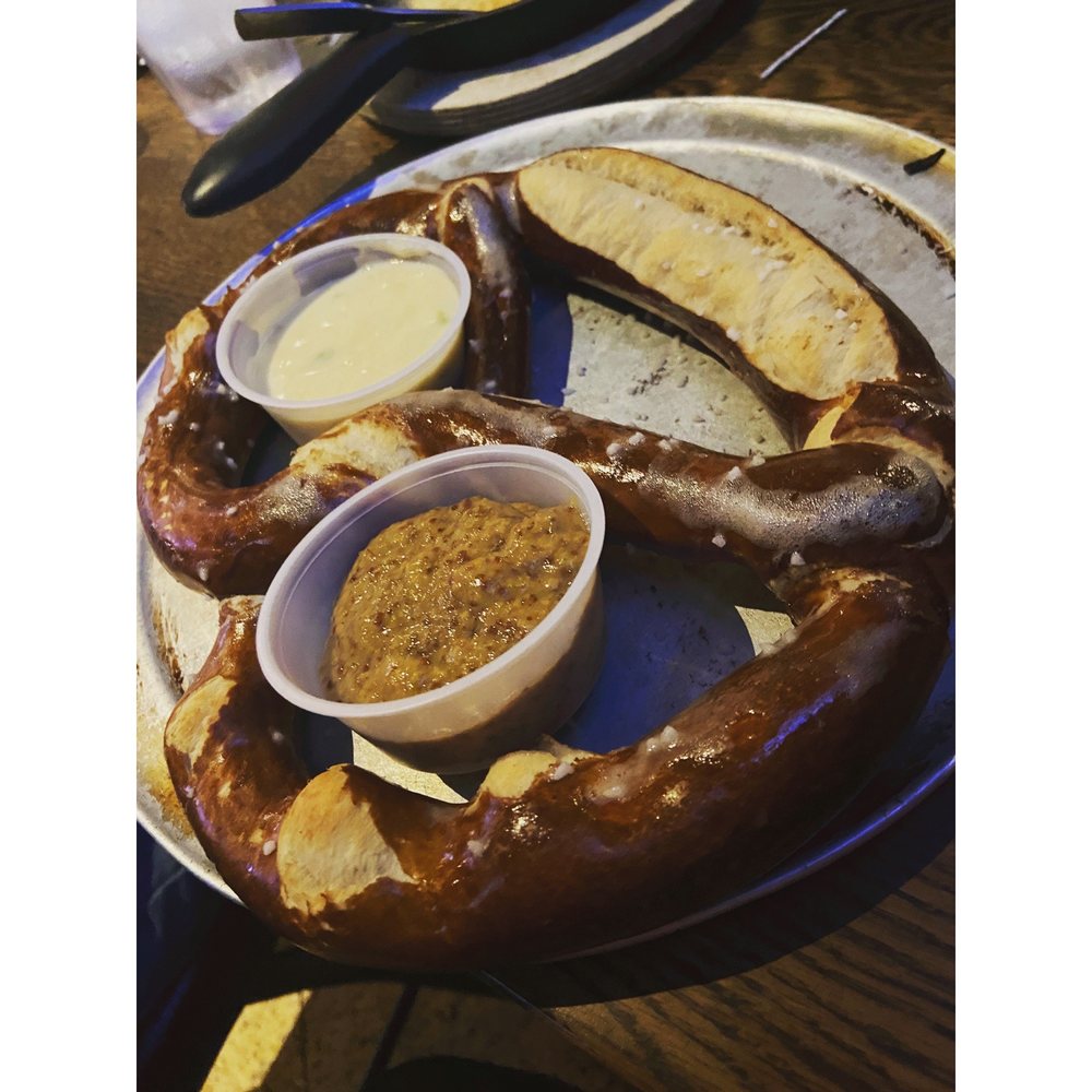 KRAV’N BAR & GRILL - 88 Photos & 89 Reviews - 3512 W 74th St, Sioux ...