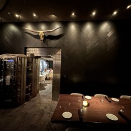 PERRY’S STEAKHOUSE & GRILLE - DOWNTOWN AUSTIN - Updated December 2025 ...