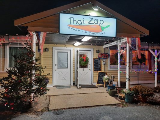 MALI’S THAI ZAP - Updated January 2026 - 52 Photos & 72 Reviews - 50 ...