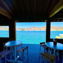 ROADRUNNER RESORT FLOATING DOCK BAR - Updated October 2025 - 83 Photos ...
