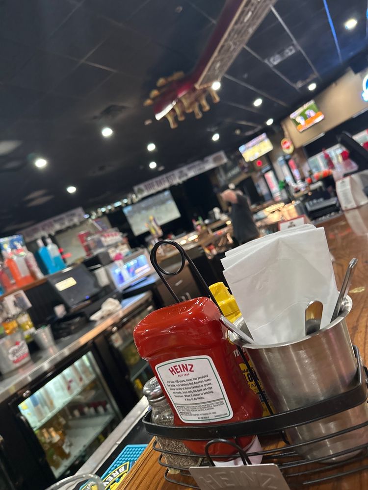 ROUTE 47 PUB & GRUB - Updated August 2024 - 50 Photos & 48 Reviews ...