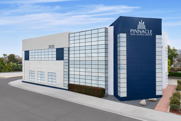 PINNACLE REAL ESTATE GROUP - Updated December 2025 - 16 Photos - 2633 S ...