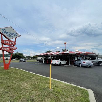 STEWART’S DRIVE-IN - Updated January 2025 - 64 Photos & 51 Reviews ...