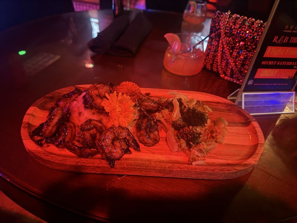 SECRET LOUNGE AND RESTAURANT - Updated January 2026 - 17 Photos & 10 ...