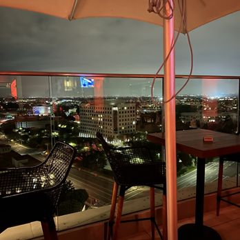 HIVE AND HONEY ROOFTOP BAR - Updated November 2024 - 936 Photos & 819 ...