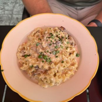 MANO BELLA - SOUTHPARK - Updated May 2025 - 172 Photos & 67 Reviews ...