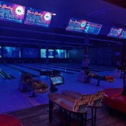 BOWLERO SOUTH SEATTLE - 82 Photos & 95 Reviews - 100 Andover Park W ...