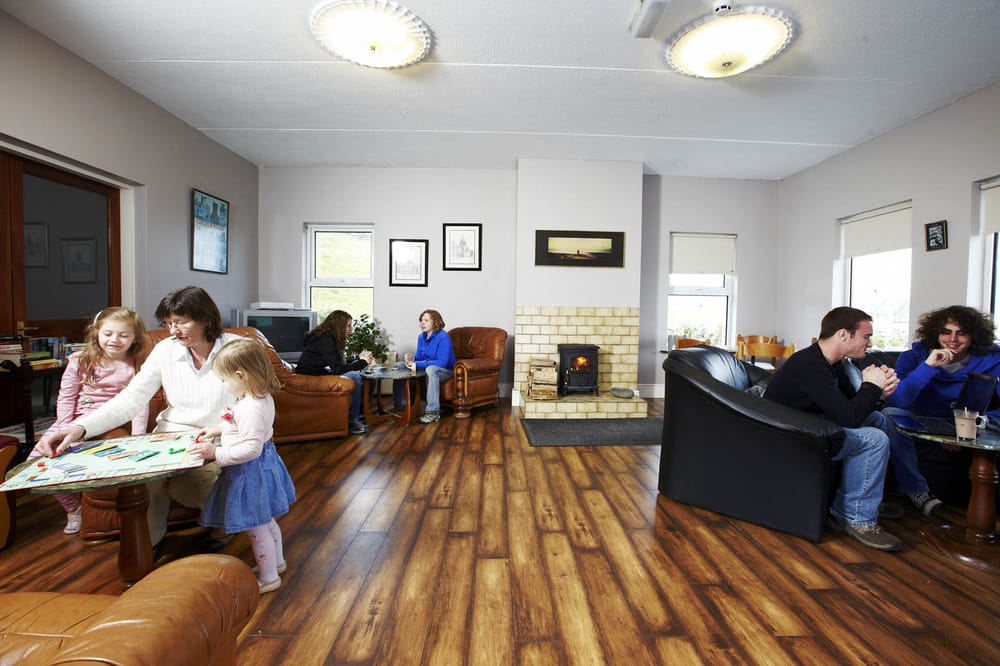 DOOLIN HOSTEL - 17 Photos - Doolin Village, Ennis, Co. Clare, Republic ...