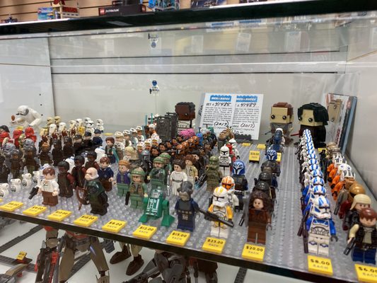 BRICKS & MINIFIGS CENTRAL - Updated October 2025 - 24 W Camelback Rd ...