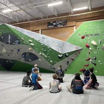 EDGEWORKS CLIMBING - BELLEVUE - Updated October 2025 - 111 Photos & 105 Reviews - 15600 NE 8th ...