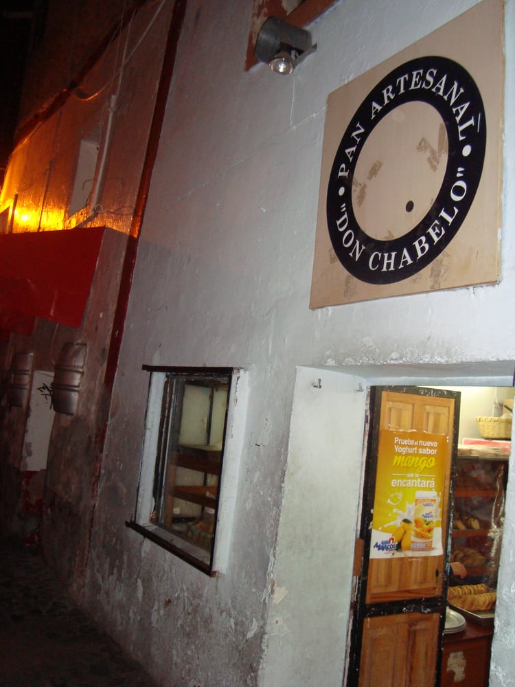 PAN ARTESANAL DON CHABELO - San Clemente, Glorieta de dos ríos ...