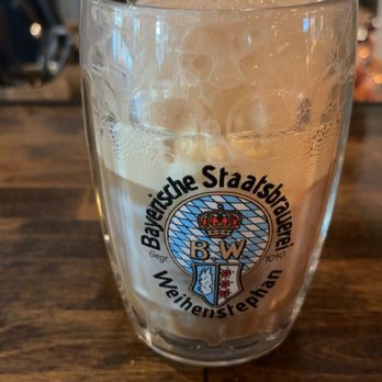 BERLINER PUB - Updated August 2024 - 731 Photos & 714 Reviews - 221 ...