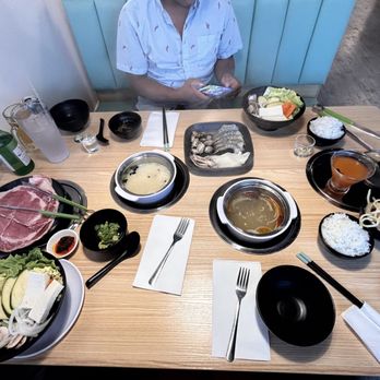 HULA POT - Updated November 2024 - 66 Photos & 64 Reviews - 113 N 4th ...