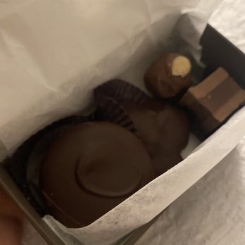 HARBOR CANDY SHOP - Updated June 2025 - 131 Photos & 98 Reviews - 248 ...