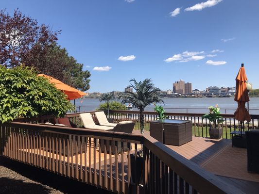 COMFORT INN EDGEWATER ON HUDSON RIVER - Updated May 2024 - 49 Photos ...