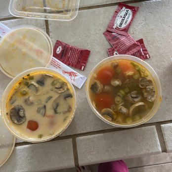 BLUE TABLE THAI CUISINE - 168 Photos & 171 Reviews - 4550 Coffee Rd ...