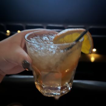 BREWVIES CINEMA PUB - Updated July 2025 - 70 Photos & 332 Reviews - 677 ...