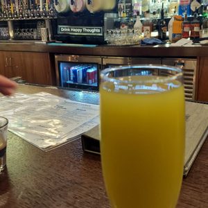 THE HOWE DAILY KITCHEN & BAR - 275 Photos & 321 Reviews - 3675 ...