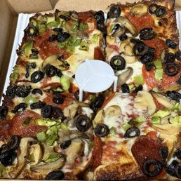 JET’S PIZZA - Updated November 2025 - 111 Photos & 294 Reviews - 9001 ...
