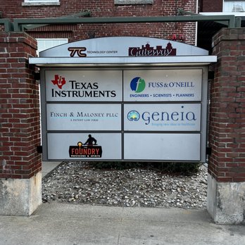 THE FOUNDRY RESTAURANT - Updated July 2024 - 345 Photos & 462 Reviews ...