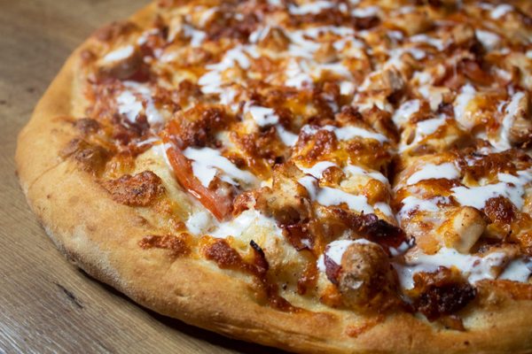 CALIENTE PIZZA & DRAFTHOUSE - Updated December 2025 - 74 Photos & 69 ...