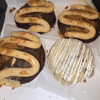 CRAVE COOKIES - Updated December 2025 - 111 Photos & 52 Reviews - 6592 ...