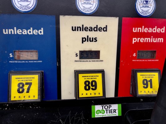 ARCO AM PM BEACH & GARFIELD - Updated December 2025 - 17 Reviews ...