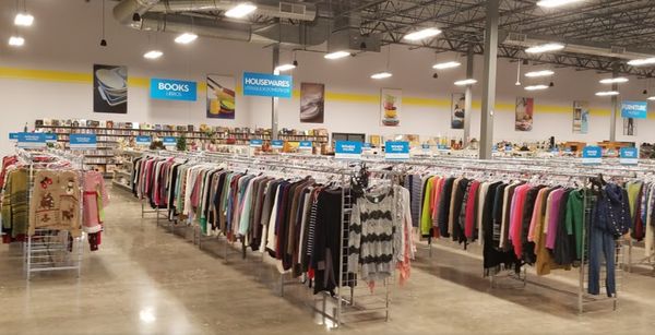 GOODWILL CENTRAL TEXAS - KYLE - Updated May 2026 - 32 Photos & 27 ...