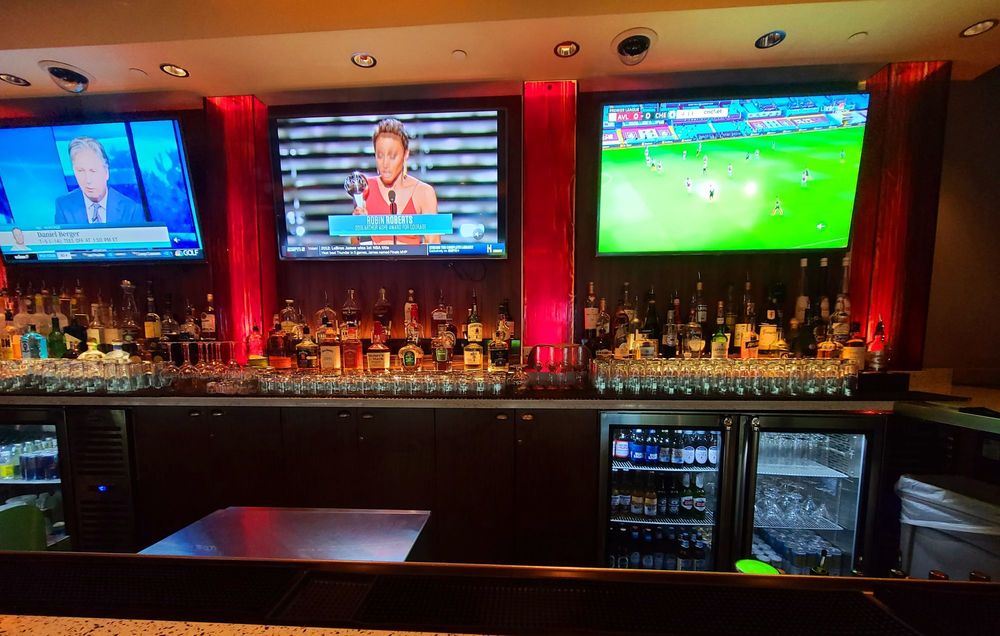 PLUM VIP LOUNGE - Updated May 2024 - 79 Photos & 15 Reviews - 5223 ...