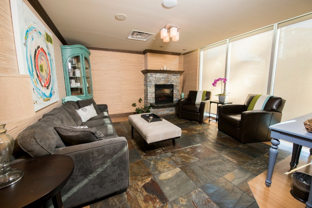 THE PARKSIDE SPA - Updated May 2024 - 10 Photos - 810 Humboldt Street ...