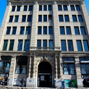 Bar Le “Ritz” PDB - 20 Photos & 19 Reviews - Music Venues - 179 Rue ...