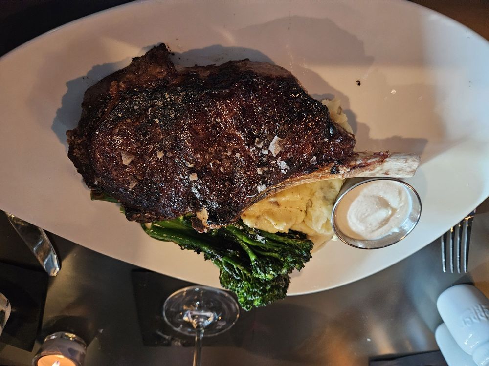 JOHNNY D’S - Updated August 2024 - 28 Photos & 12 Reviews - 2 Fountain ...